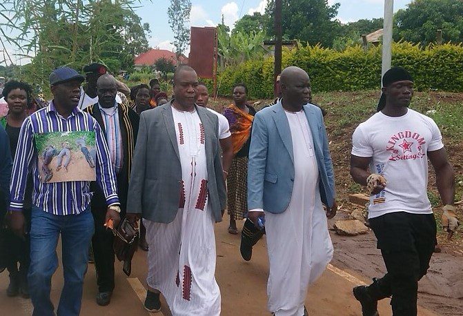 UGANDA: DISTOOLED ACHOLI PARAMOUNT CHIEF RWOT DVID ACANA II, ON ...